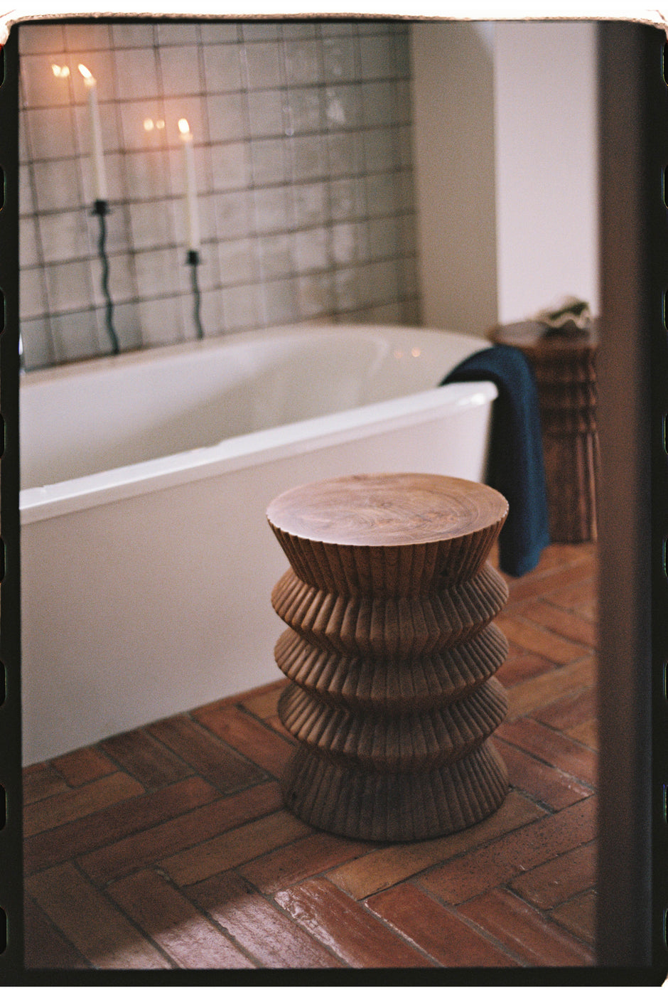 Bed side table – Heaps & Woods